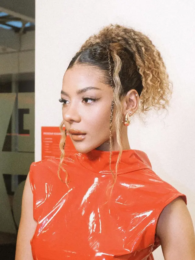 Fakta Menarik Zsa Zsa Utari, Parasnya Makin Cantik Hingga Disebut ...