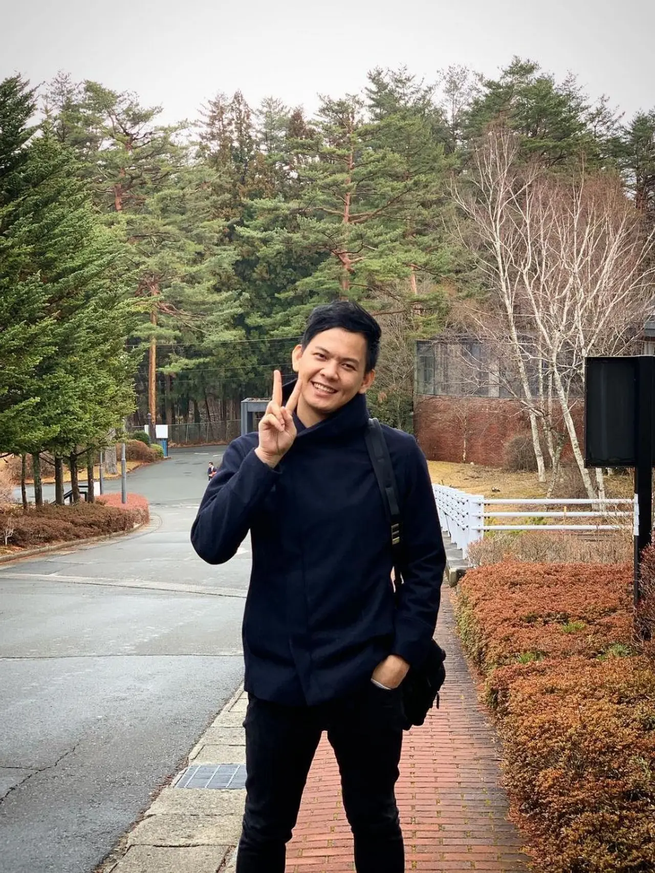 Jarang Muncul di TV, Ini 7 Potret Terbaru Andi Arsyil yang Makin Keren - Hot Liputan6.com