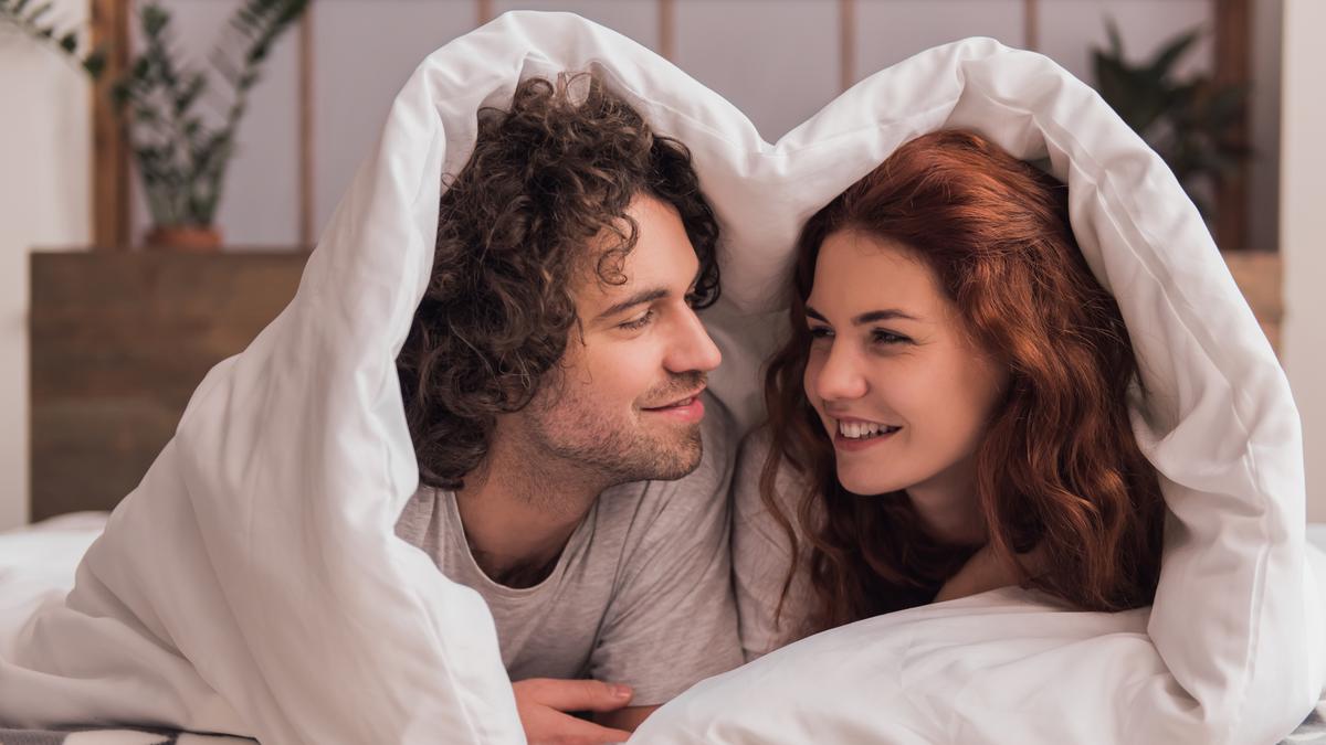 Tips Agar Hubungan Intim Makin Romantis dan Penuh Cinta - Relationship Fimela.com