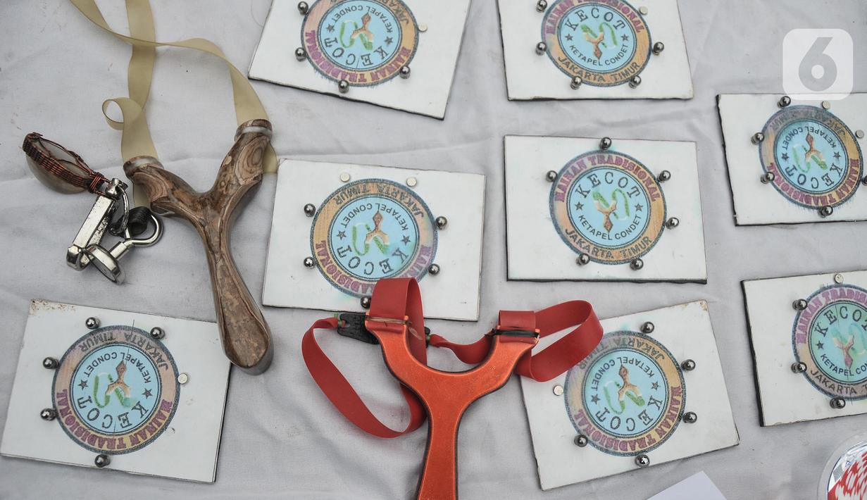 FOTO: Aksi Lomba Katapel Meriahkan Gebyar Budaya Nganten Temat - Foto ...