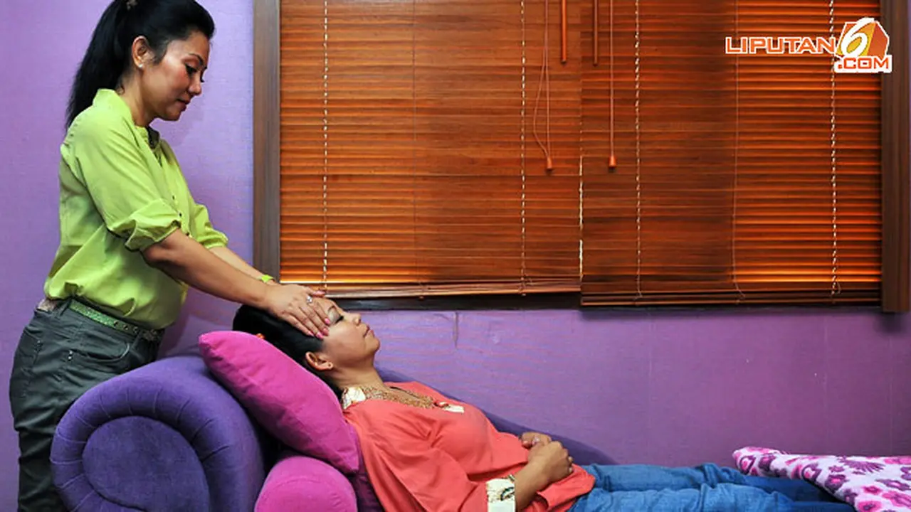 Hilangkan Stres dengan Terapi Aura dan Transfer Energi - Health ...