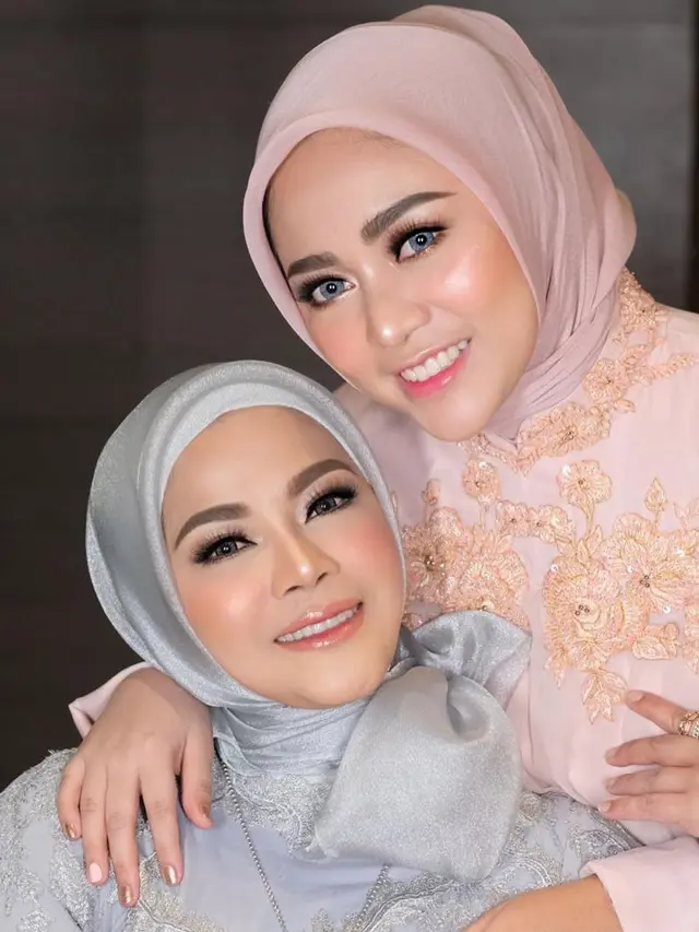 6 Potret Rachel Vennya dan Sang Ibu, Hidup Berdua Sejak Umur 3 Tahun ...