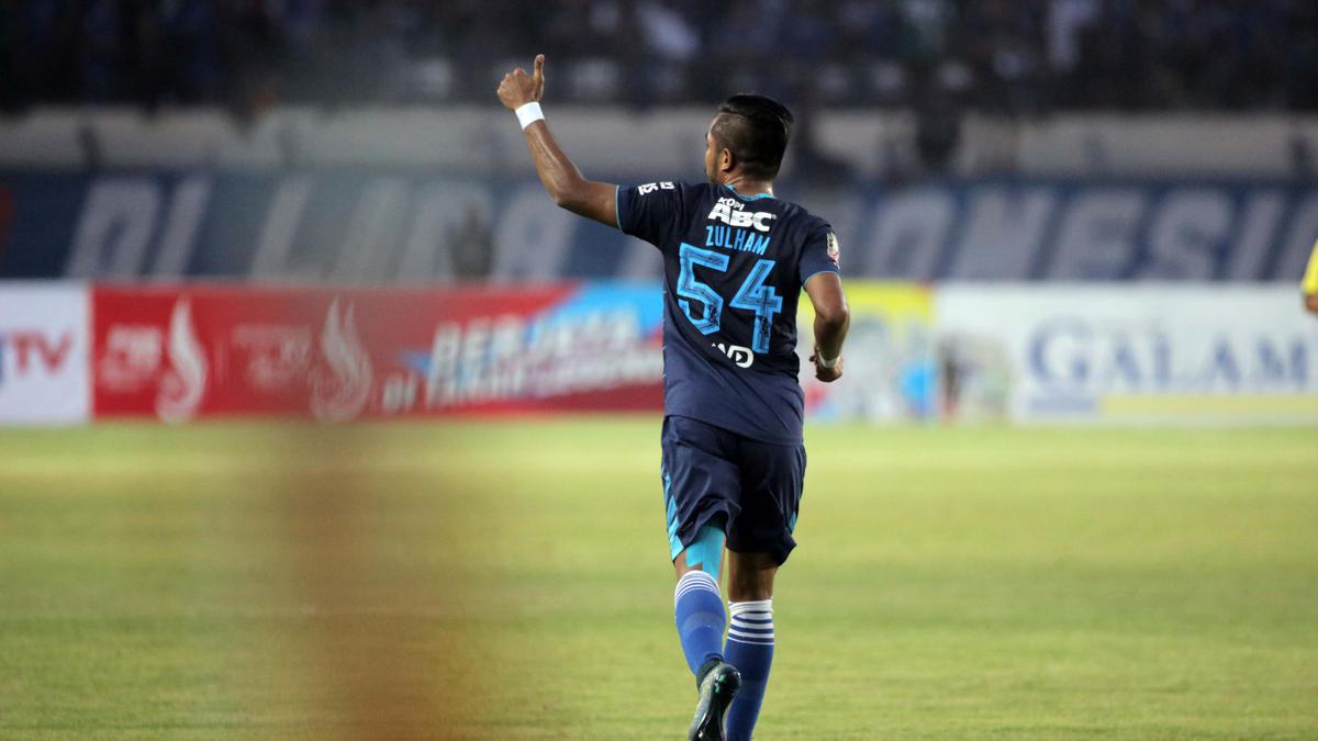 Absen Pawai Persib, Zulham Zamrun Resmi Gabung Persipare