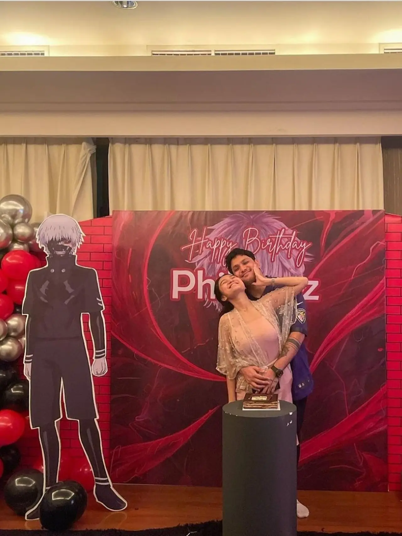 8 Potret Terbaru Philo Paz Armand Mantan Pacar Azizah Salsha, Masih ...