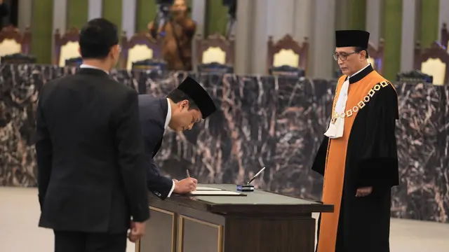 Wamenkeu Thomas Djiwandono Resmi Jadi Anggota Dewan Komisioner OJK Ex ...