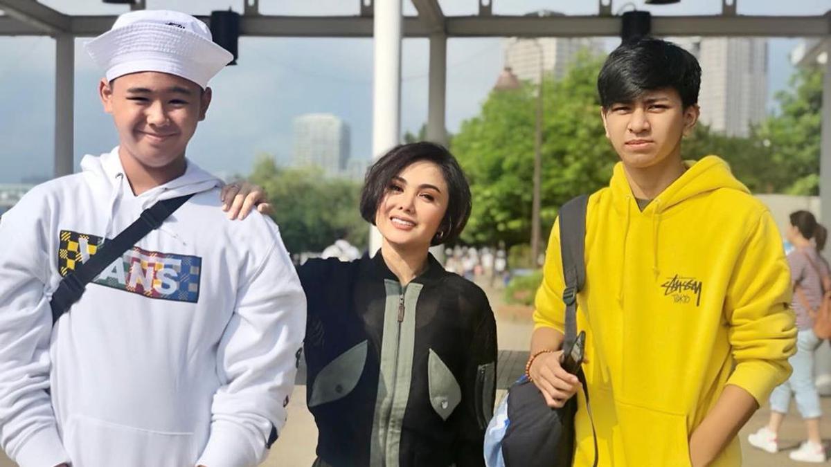 11 Tahun Menjanda, Yuni Shara Pasrah Soal Jodoh - Photo Fimela.com