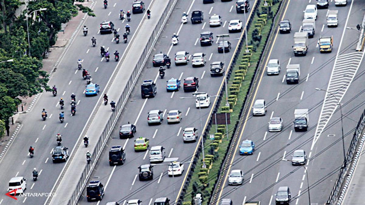 Padatnya Lalu Lintas Jakarta Rabu Pagi - News Liputan6.com