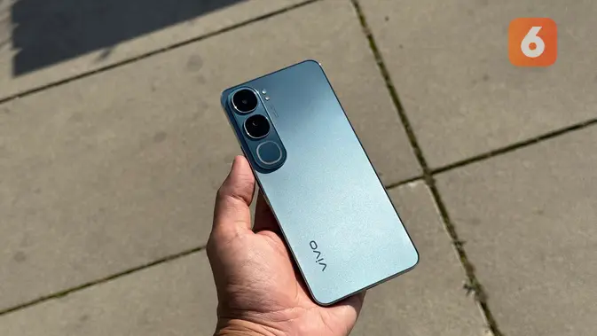 iQOO 13 Lolos TKDN, Siap Jadi HP Snapdragon 8 Elite Pertama Rilis di ...