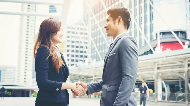 Arti Nasabah, Ketahui Pula Macam-macamnya - Ragam Bola.com