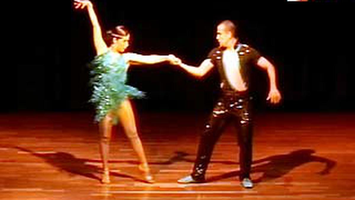 Juara Dunia Salsa Kunjungi Jakarta