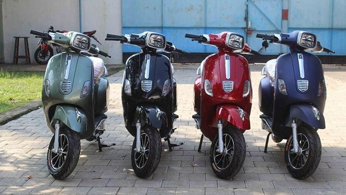10 Motor Listrik Pilihan untuk Mengatasi Mahalnya Harga BBM