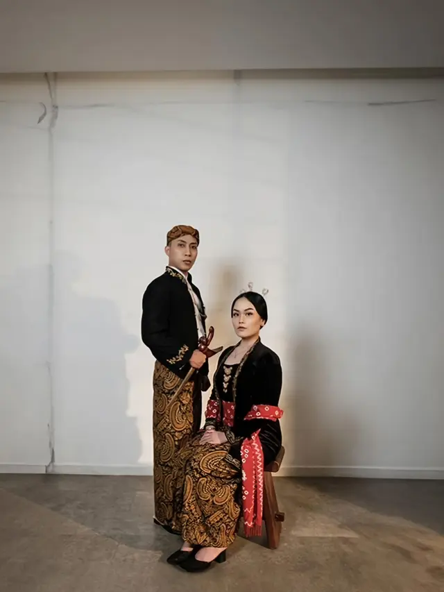 7 Transformasi Aby Respati Usai Tobat Jadi Waria, Sah Nikahi Kekasih - Hot Liputan6.com