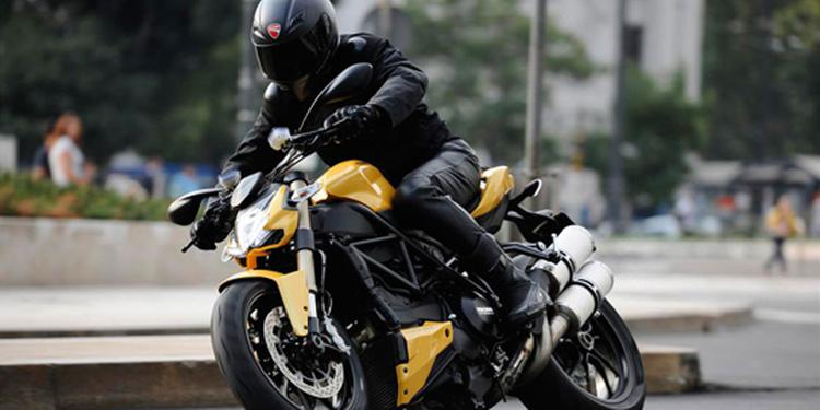 Tips Buat Tarikan Gas Motor Makin Enteng - Tips Otosia.com