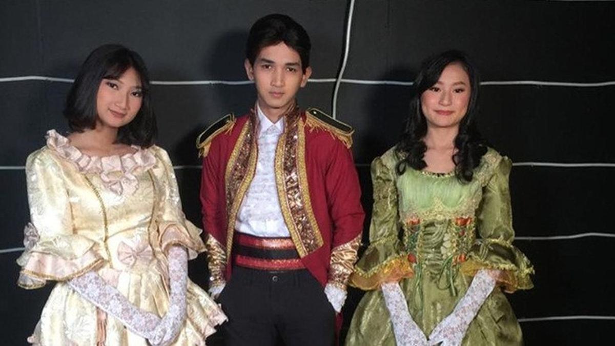 Rio Ramadhan Balas Lagu Kekeyi, Ini 6 Potret Proses Syuting Video ...