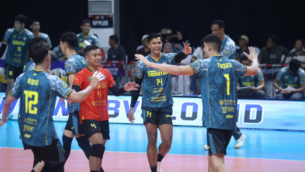 Foto: Kalahkan Medan Falcons, Surabaya Samator Melaju ke Babak Final ...