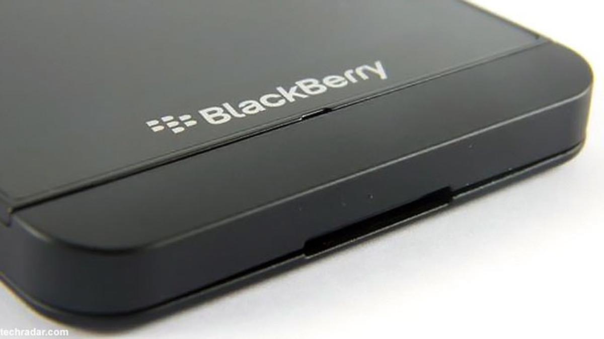 Mei, BlackBerry Rilis Perangkat Baru Perpaduan Smartphone-Tablet ...