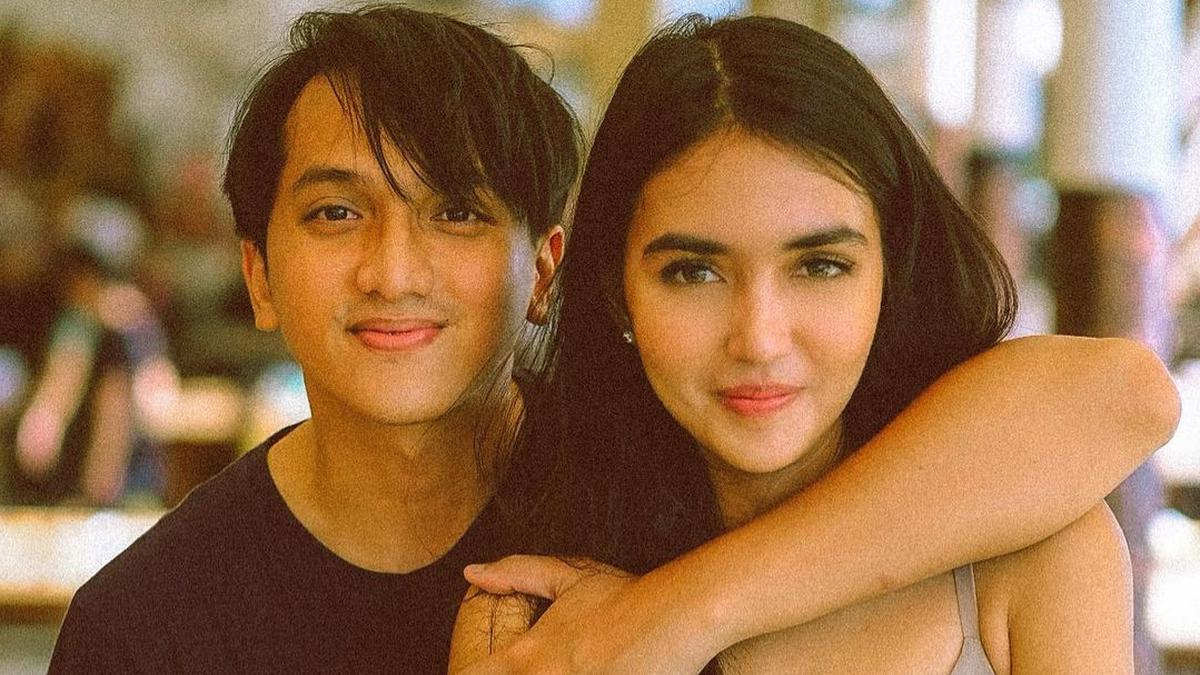 Wedding Anniversary ke-4, Ge Pamungkas Unggah Foto Kencan Pertama dengan Kyku - Photo Fimela.com