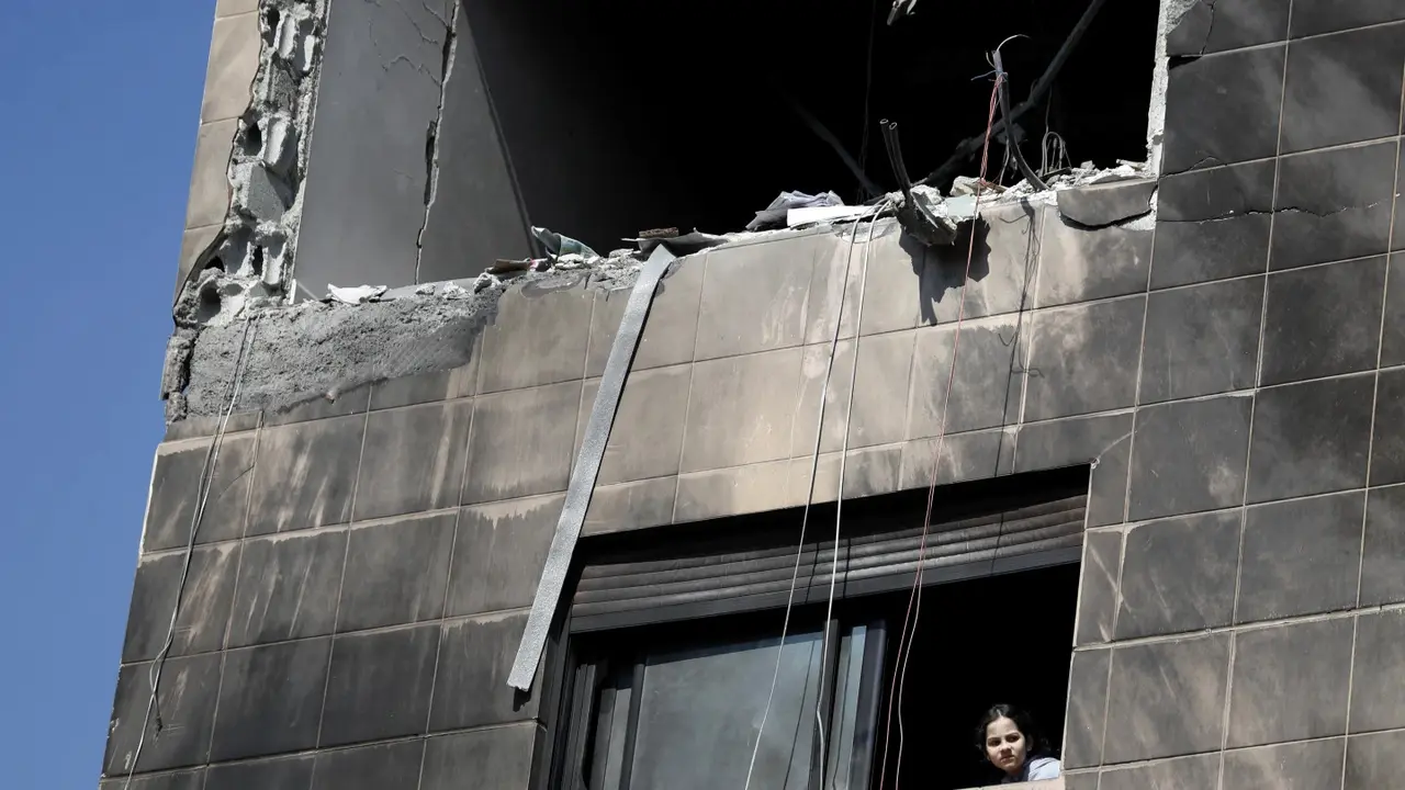 Suriah Sebut Rudal Israel Serang Lingkungan Ibu Kota, 2 Orang Tewas dan ...