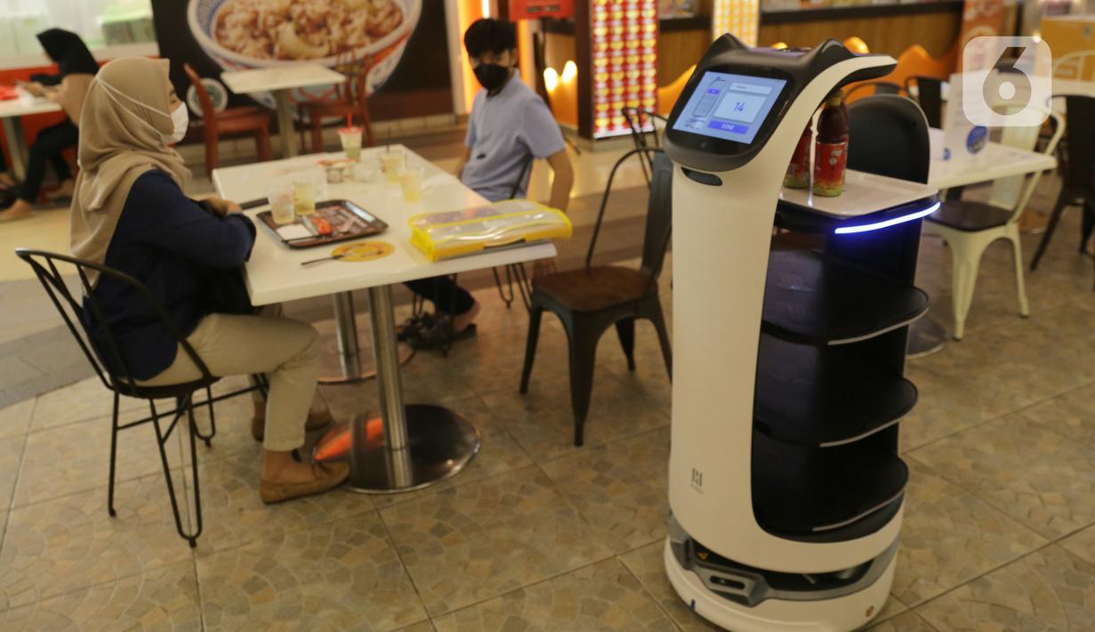 FOTO: Ada Robot Pengantar Makanan di Mal Tangerang - Foto Liputan6.com