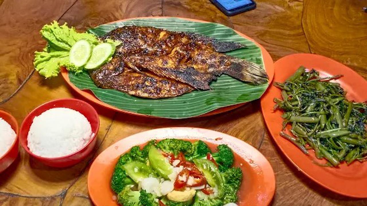 12 Rekomendasi Tempat Makan Seafood di Malang yang Terkenal 2025, Enak ...