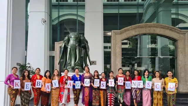 Wujud Cinta terhadap Warisan Budaya Indonesia, Selebgram Bella Queen Ikut Gerakan Kebaya Goes to ...