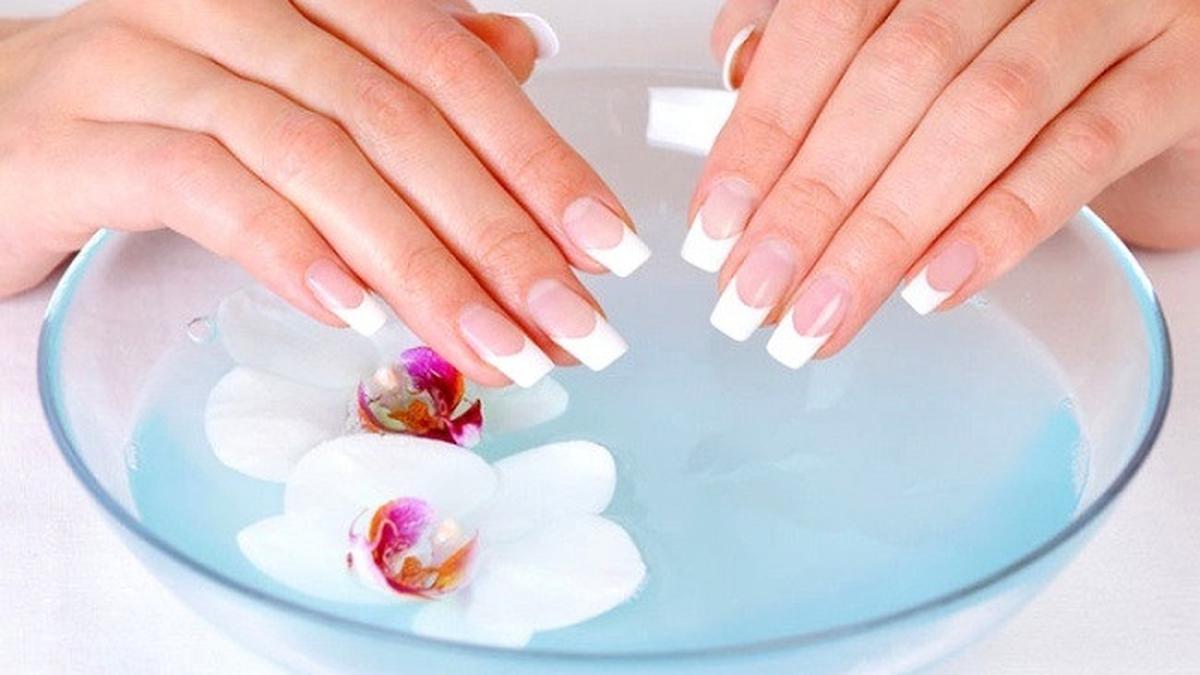 Manicure Hacks untuk Bikin Kuku Anda Terlihat Cantik