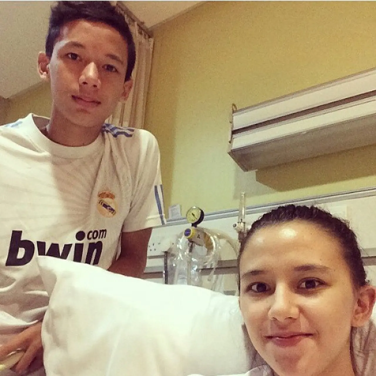 Jarang Terekspos, Ini 6 Potret Jason Adik Dahlia Poland - Hot Liputan6.com