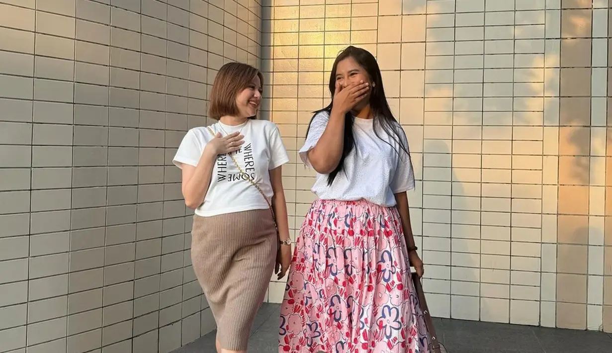 Potret Anggi Marito Pamer Baby Bump, Hamil Anak Pertama di Usia 22 ...