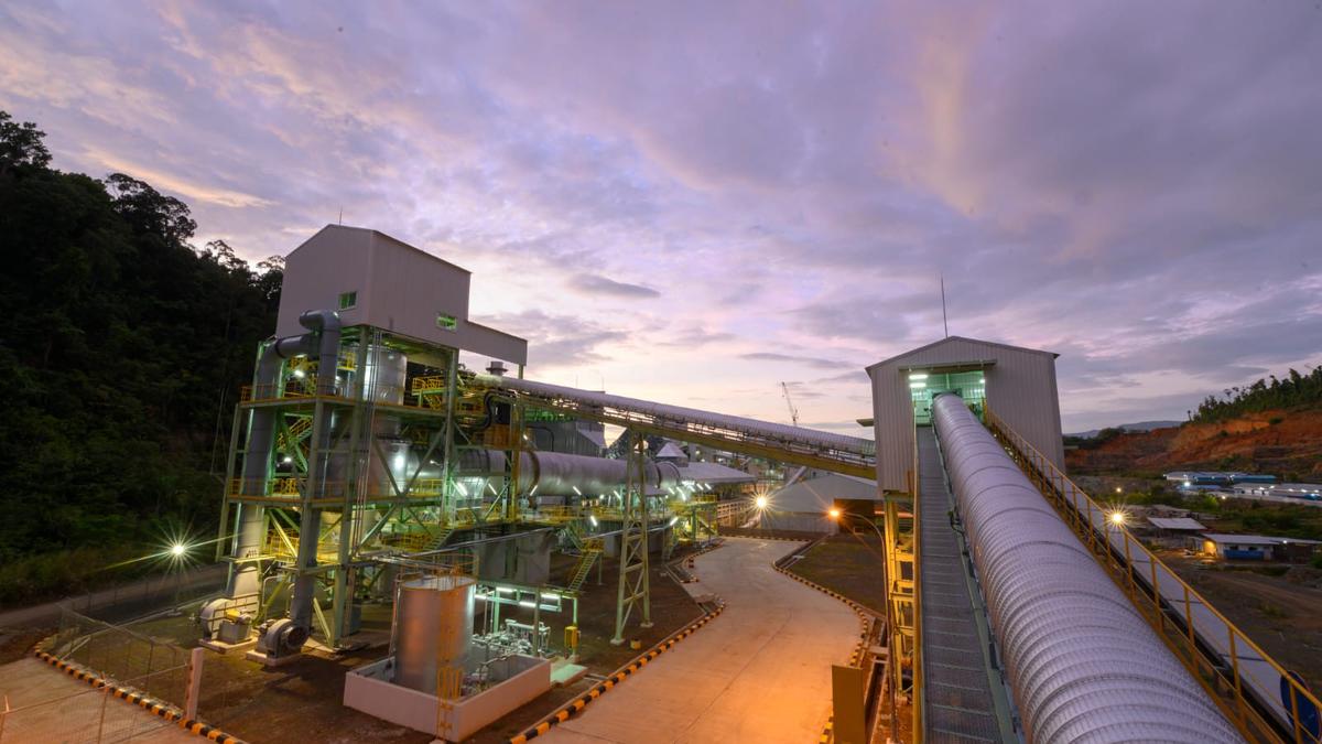 Wujudkan Hilirisasi, Intip Perkembangan Pembangunan Smelter MIND ID ...