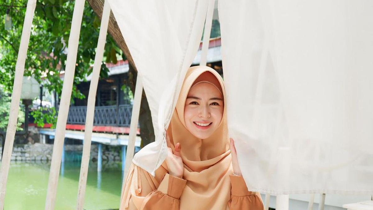 Potret Cantik Ayana Moon dan Siti Nurhaliza Bertemu di Hari Lebaran