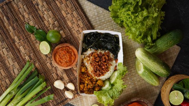 Makan Siang dengan Kreasi Nasi Bogana, Bisa Pilih Lauk Ayam Woku atau ...