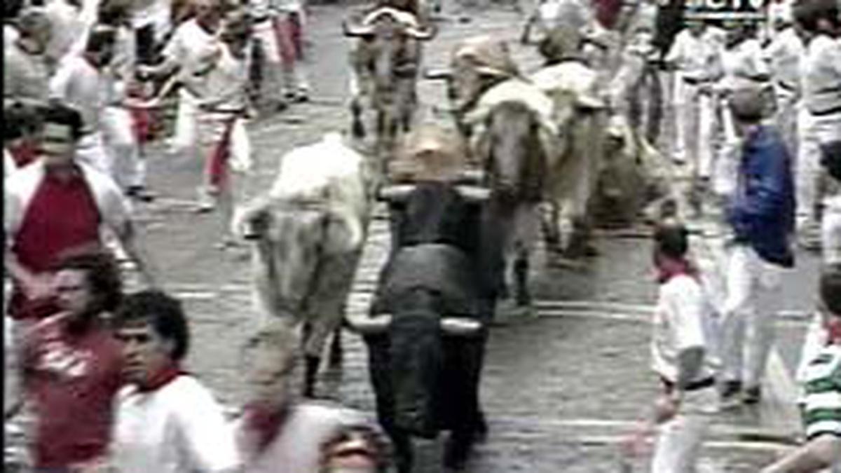 Tradisi Dikejar Banteng Ngamuk Digelar di Pamplona - Global Liputan6.com