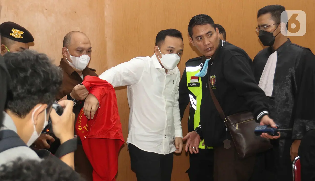 Ricky Rizal Jalani Sidang Perdana Pembunuhan Brigadir J - Foto Liputan6.com