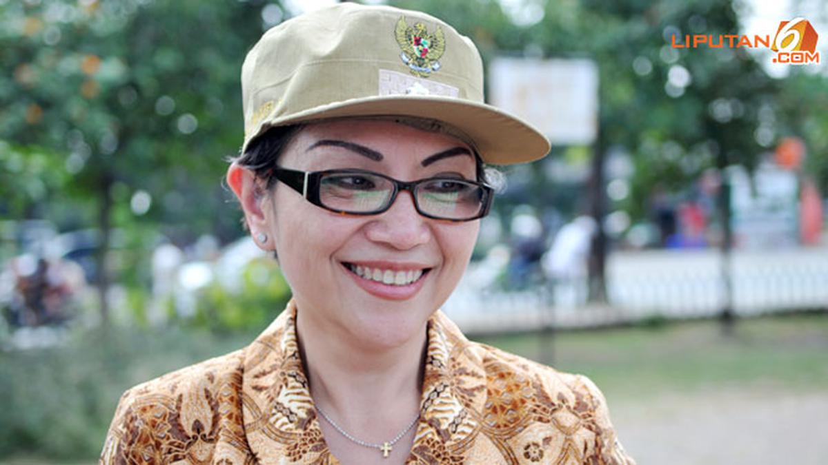 Kontroversi Lurah Cantik Susan