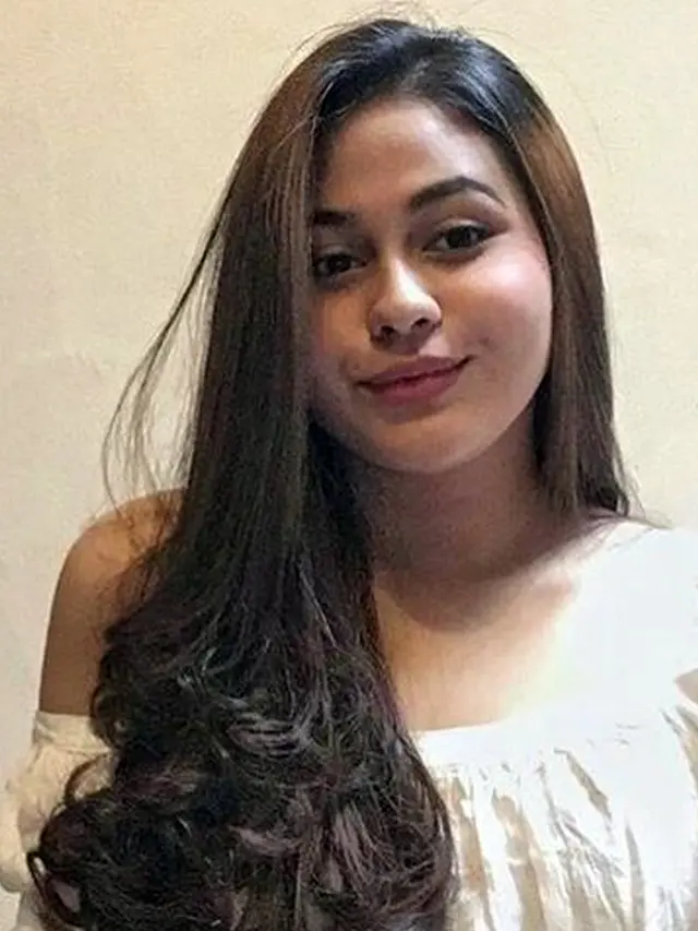 Layla Syafira, Putri Komedian Kadir yang Cantik bak Putri Arab ...