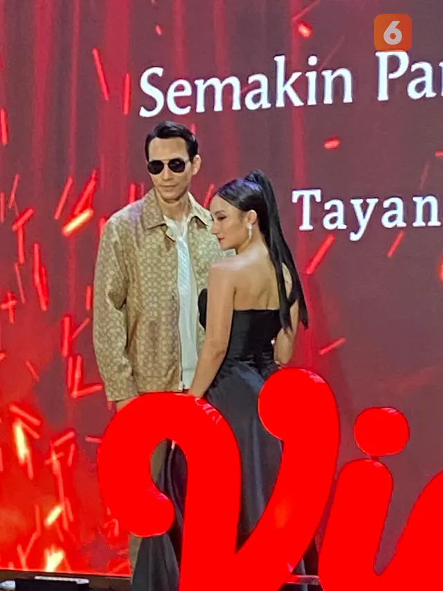Darius Sinathrya Akting Perdana dengan Naomi Zaskia di Series Open BO ...