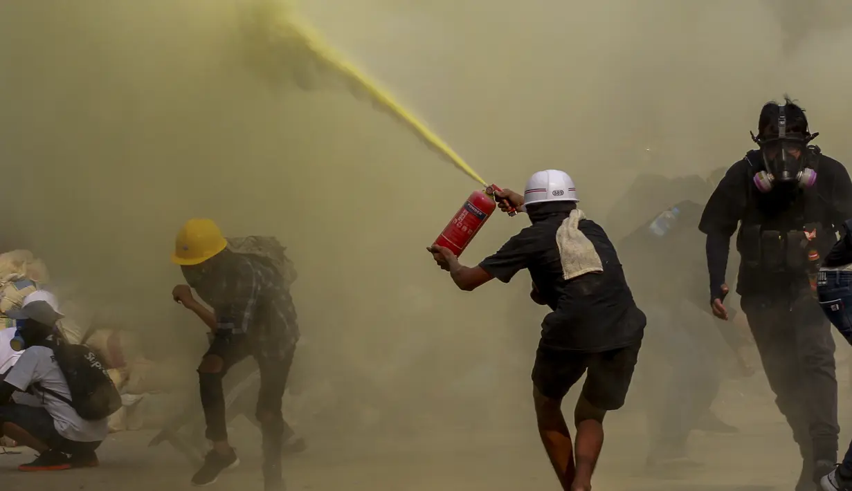 FOTO: Begini Senjata Rakitan Pengunjuk Rasa Anti-Kudeta Militer Myanmar ...