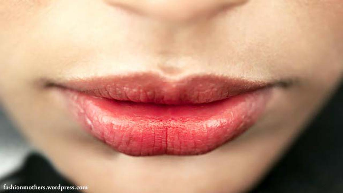 Cara Alami Memerahkan Bibir - Health Liputan6.com
