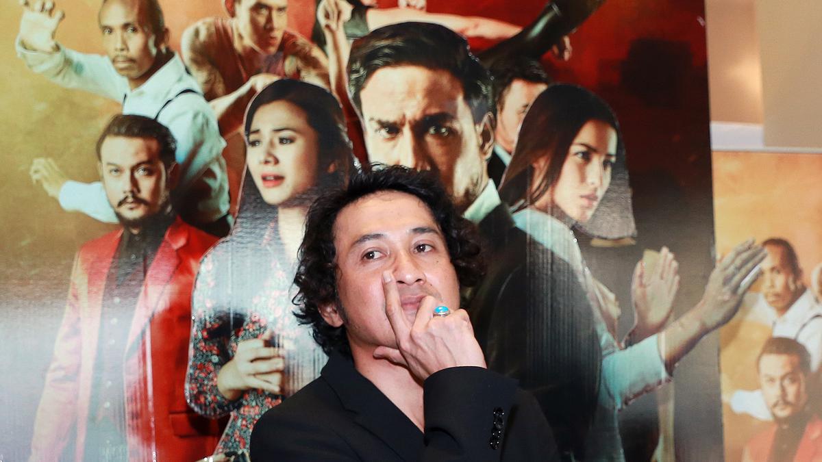 Kepribadian Ganda, Peran Unik Agus Kuncoro di Film Gangster - Photo ...