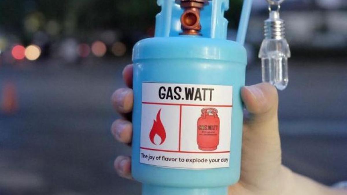 Menikmati Sensasi Minum Cokelat dari Tabung Gas