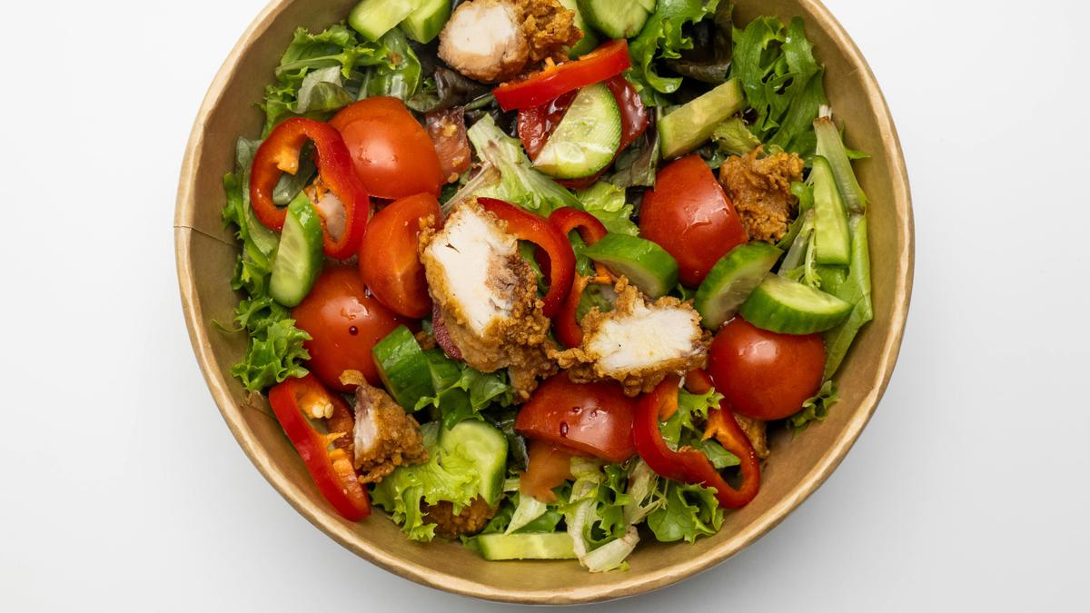 Resep Chicken Salad dengan Lemon Dressing yang Tinggi Protein