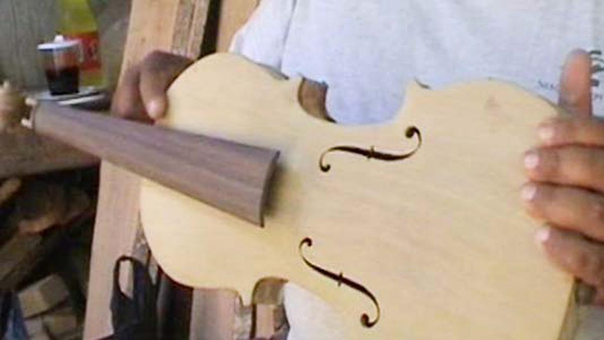 Biola Produk Indonesia Dilirik Eropa - Video Liputan6.com