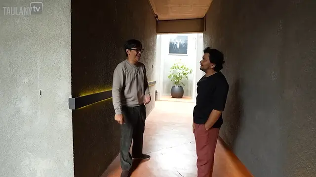 Potret Teras Rumah Tompi Gaya Industrial, Bisa Jadi Inspirasi - ShowBiz ...