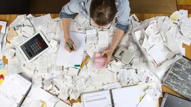 Ruang dan Meja Kerja Berantakan Tanda Orang Kreatif - Global Liputan6.com