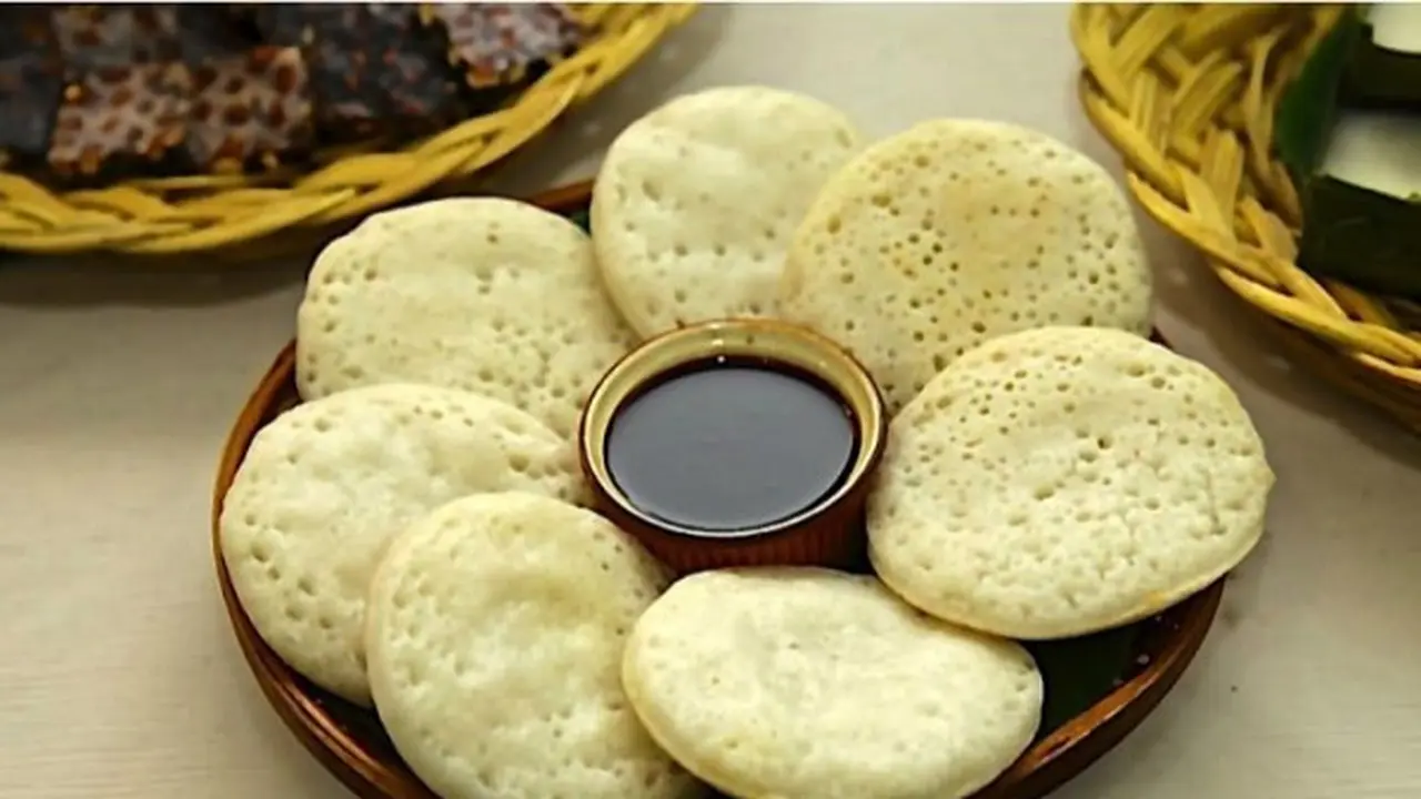 8 Resep Kue Apem Empuk yang Cocok untuk Teman Minum Teh
