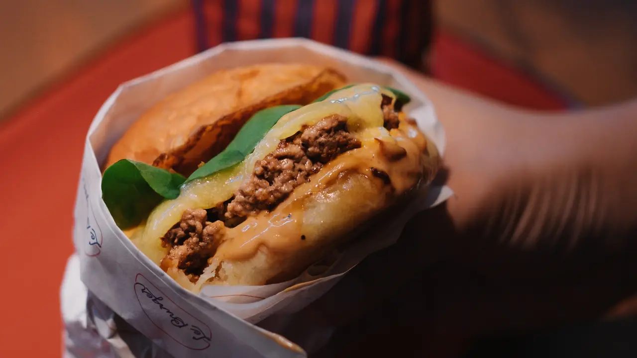 Cicipi Sensasi Burger Mewah dan Terkini di Jakarta - Fashion & Beauty ...