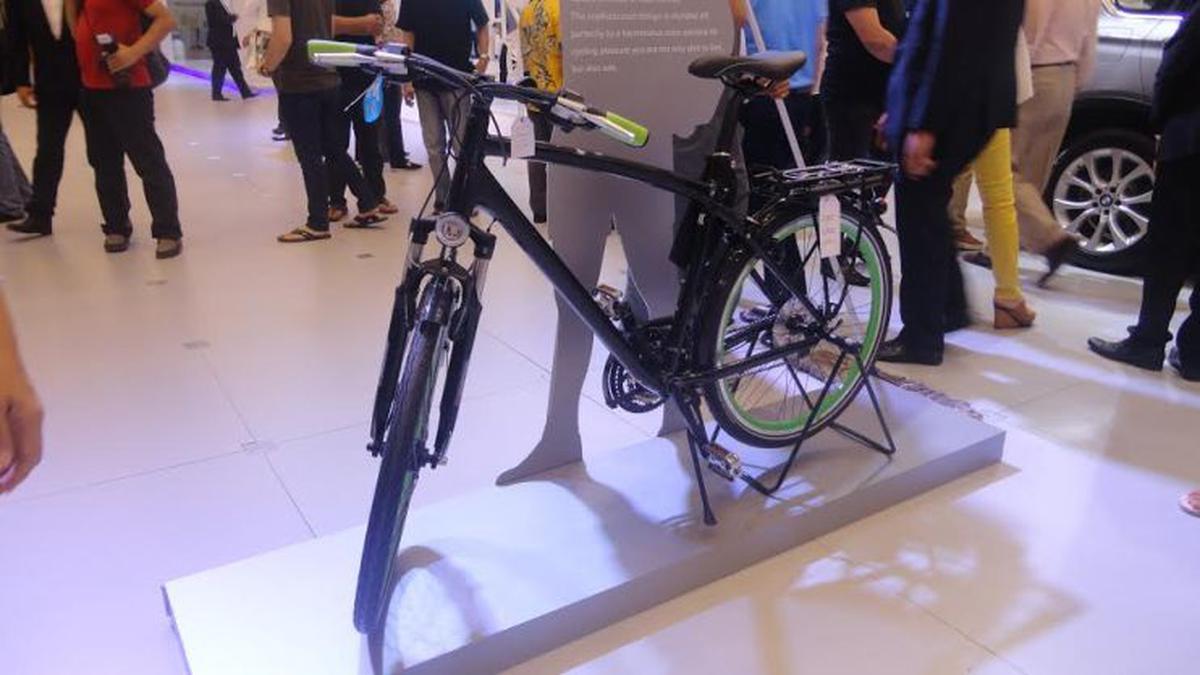 Sepeda BMW dan MINI Harganya Setara Motor