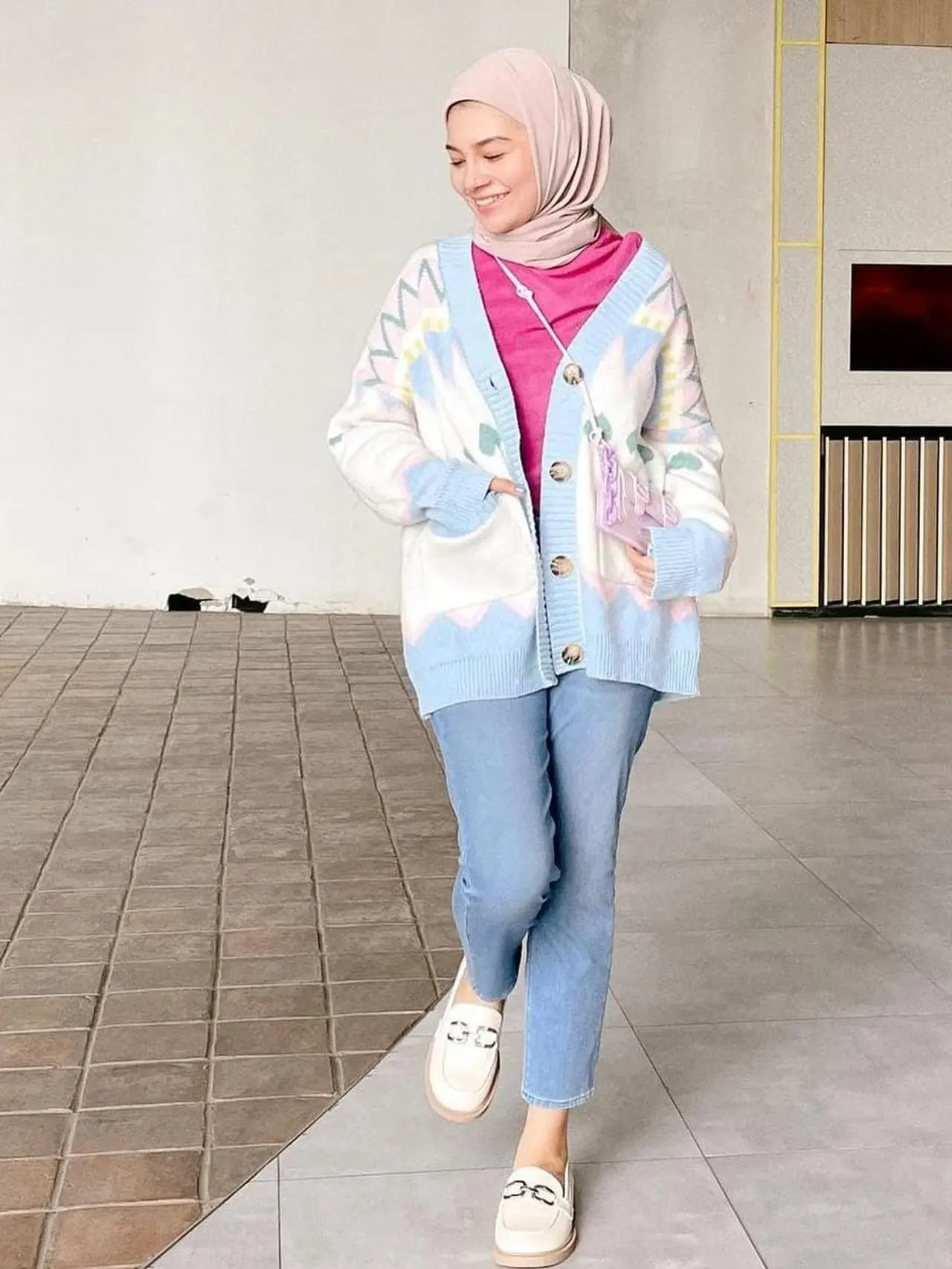 Jihan Shafira Tiurmasari, Model Asal Bugis yang Berbagi Tips Outfit ala ...