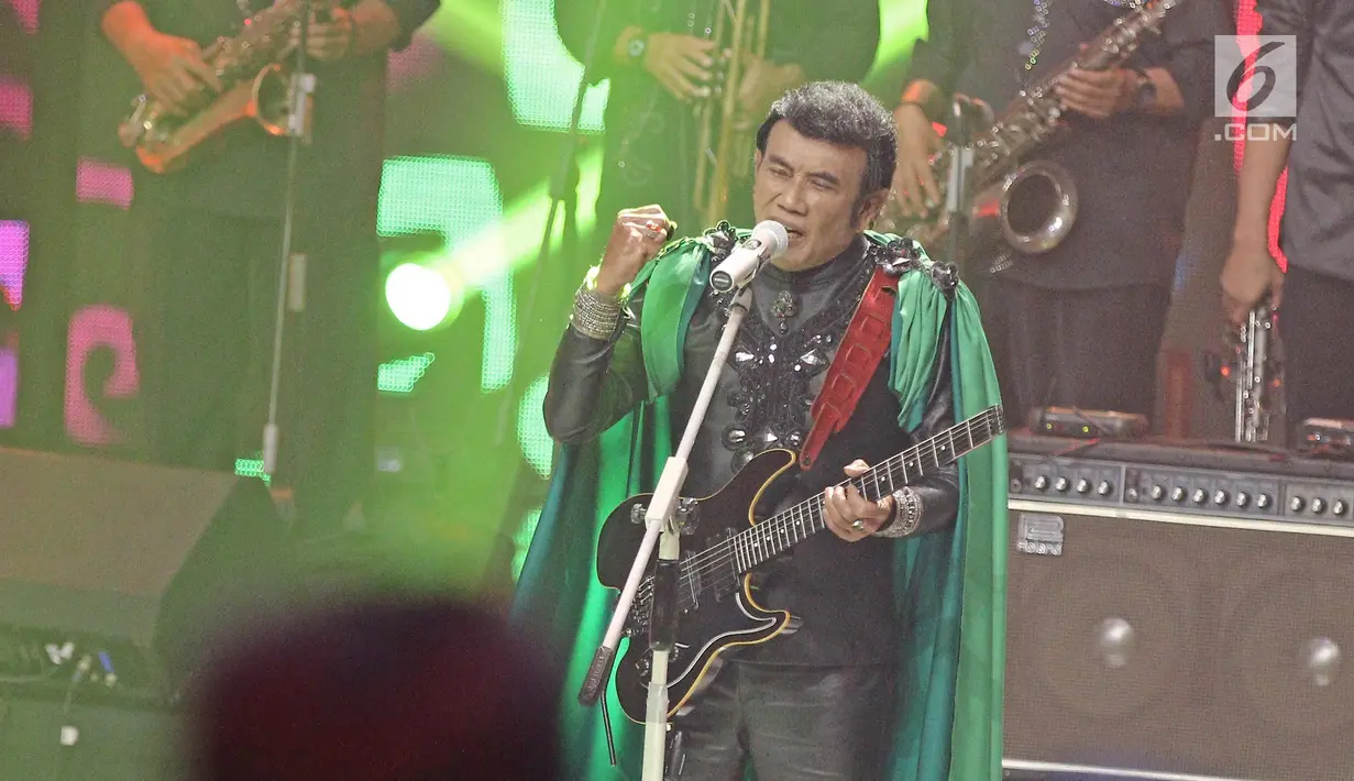 PHOTO: Deretan Pedangdut Goyang Panggung Indonesian Dangdut Awards 2017 ...