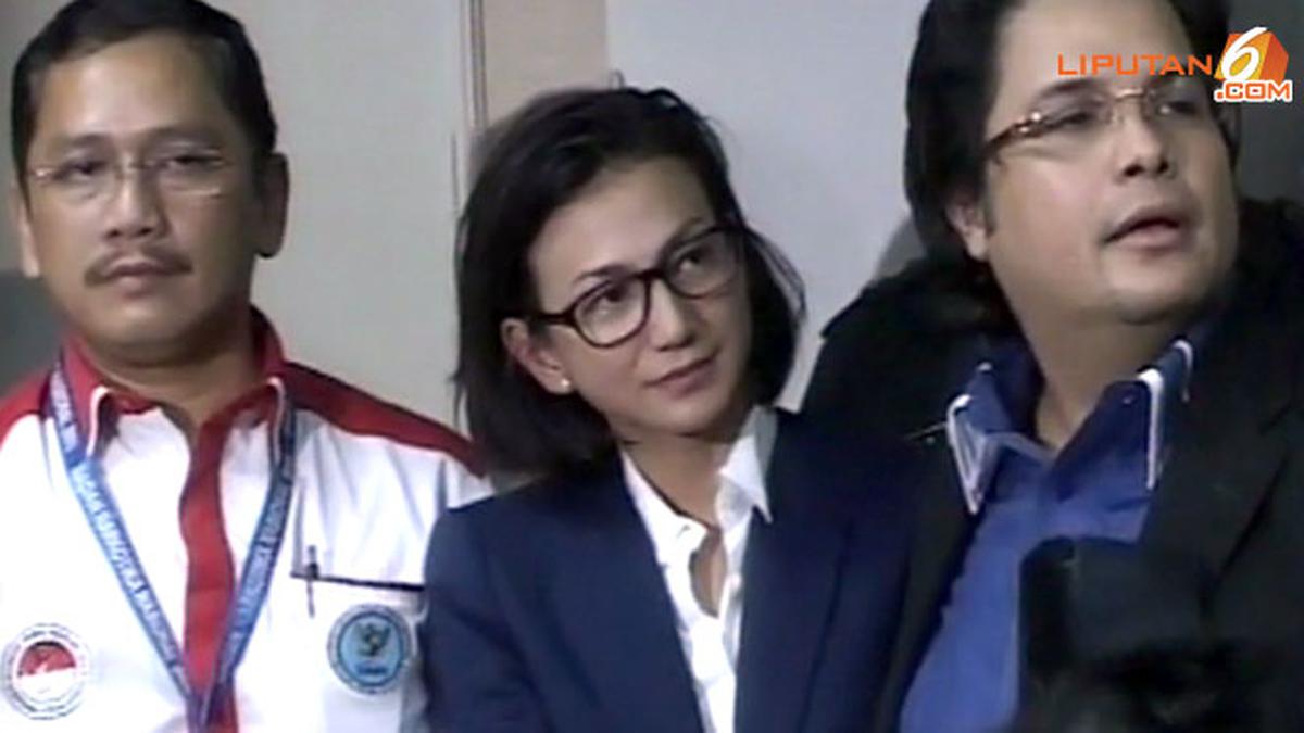 Wanda Hamidah Bantah Pacari Raffi Ahmad - ShowBiz Liputan6.com